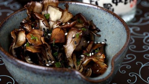 Maitake Mushroom Recipes (6 Best Ways)